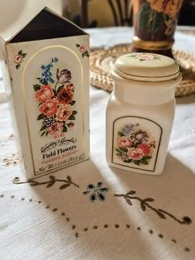 Avon | Accents | Vintage Avon Country Garden Field Flowers Powder ...